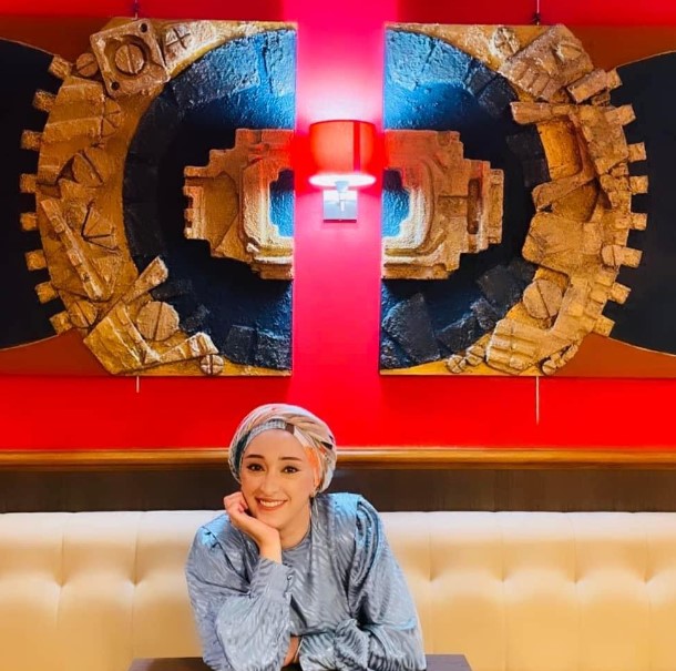 Ayse Dogan - Artiste plasticienne - Human & Terre du 09.07.2023 | PULSE ...